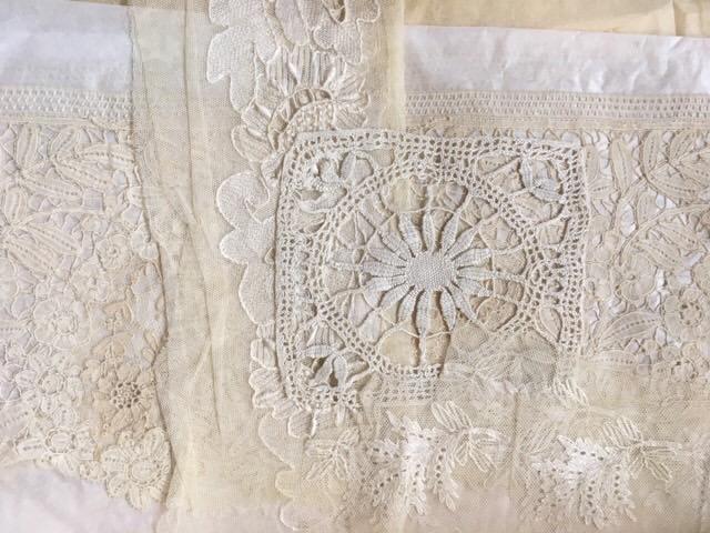 Antike textile Spitze | OFFCUT Basel