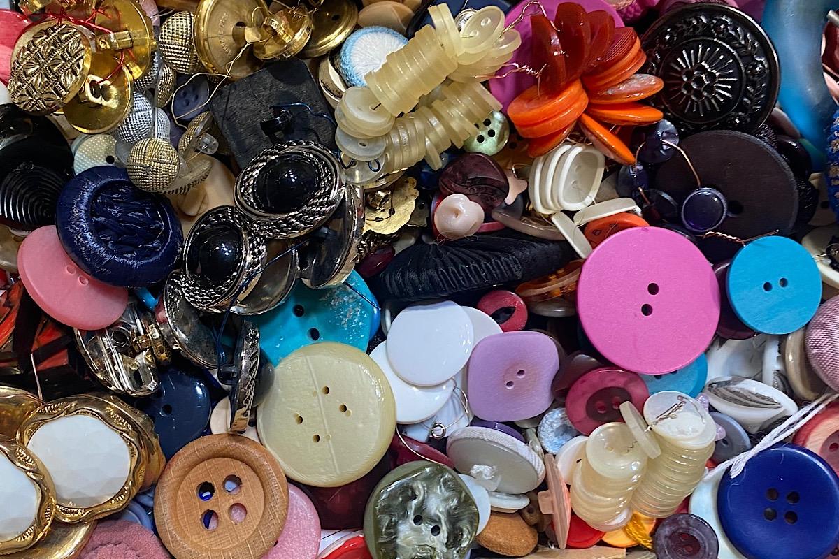 Knöpfe | OFFCUT Basel